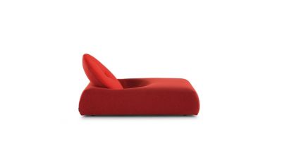 MACARON LOUNGE CHAIR | Roche Bobois