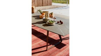 ECHOES OUTDOOR Fixed octagonal dining table | Roche Bobois