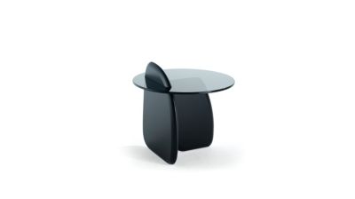 SHARK end table - ash wood Lacquer | Roche Bobois