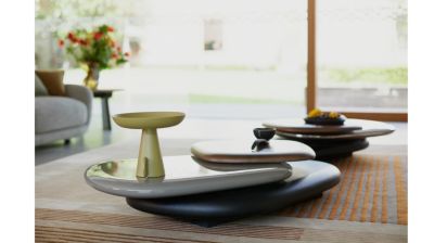 GALET cocktail table, glossy lacquer | Roche Bobois