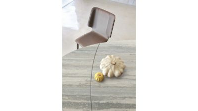 ALLIAGE Barrel/Oval dining table | Roche Bobois