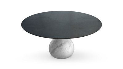 round dining table